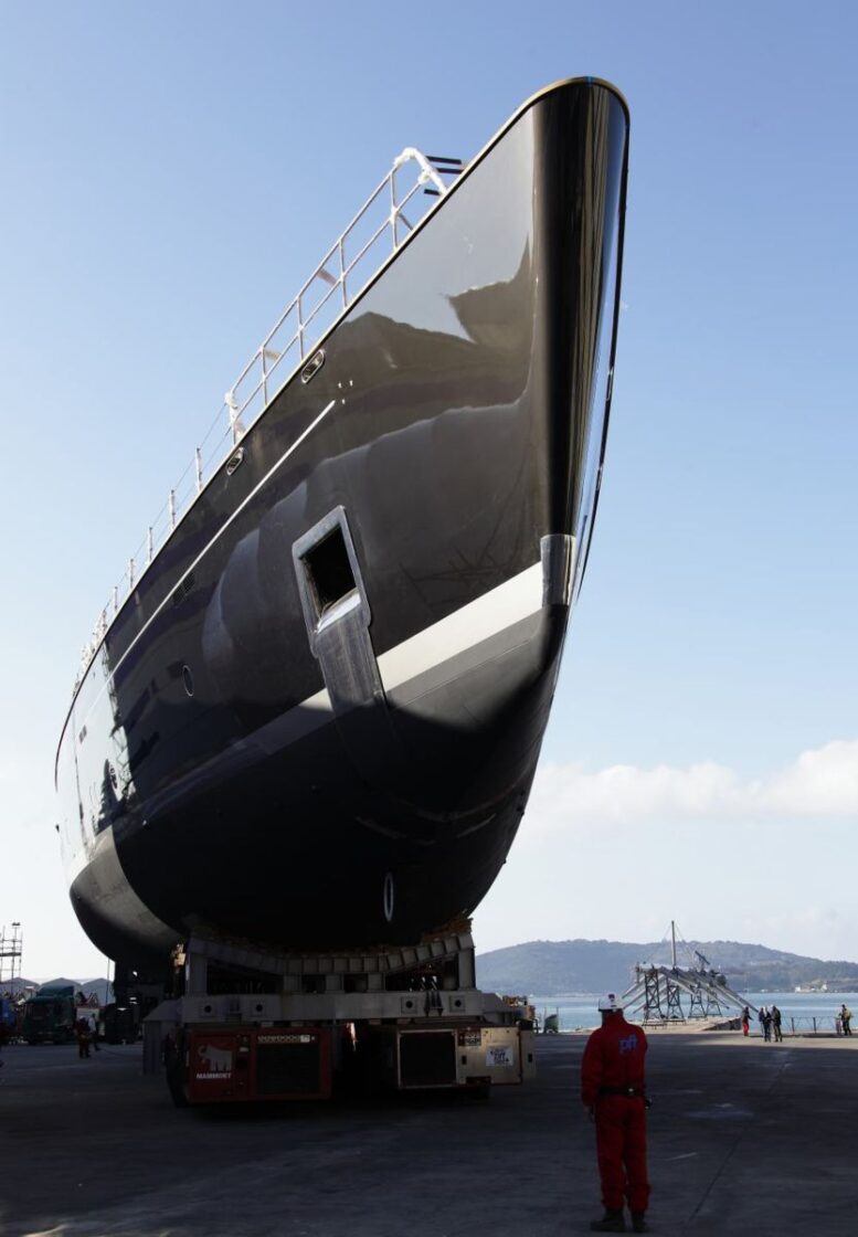 Sailing Yacht Perini Navi "Sybaris" supplied with Green Orca - EST-Floattech