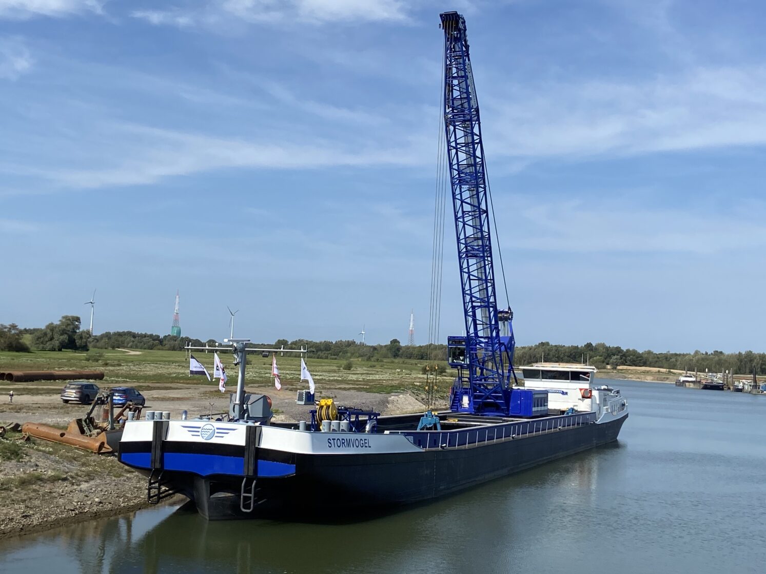 EST-Floattech chosen to power hybrid crane vessel “Stormvogel” - EST-Floattech